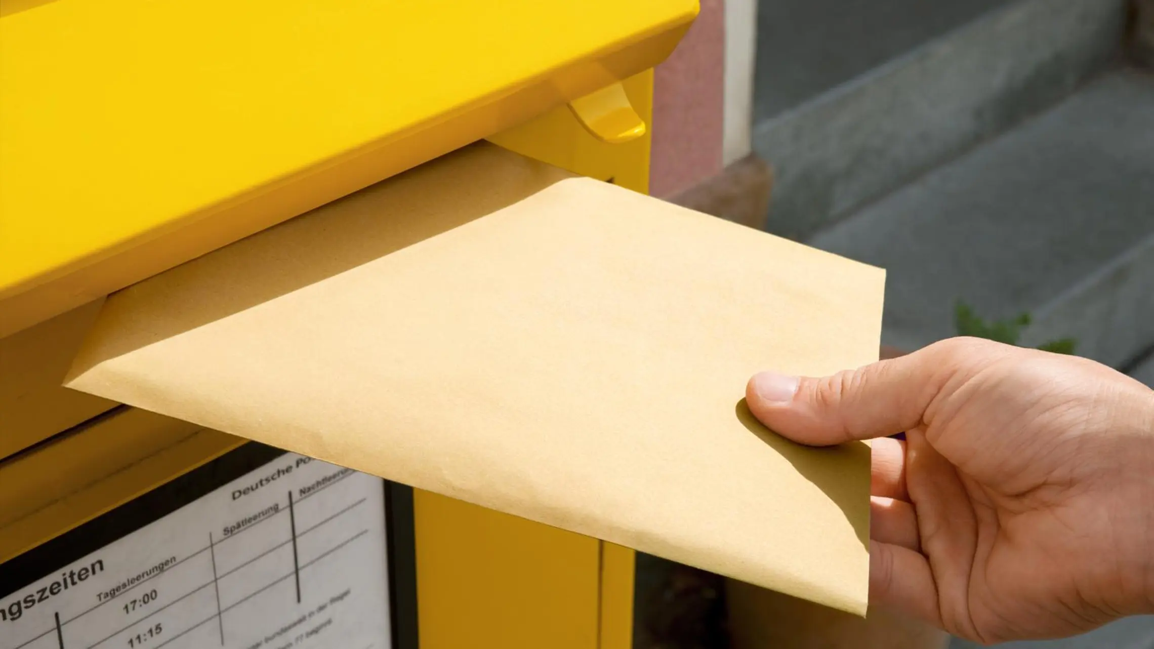 Neue Postadressen für HanseMerkur-Kunden